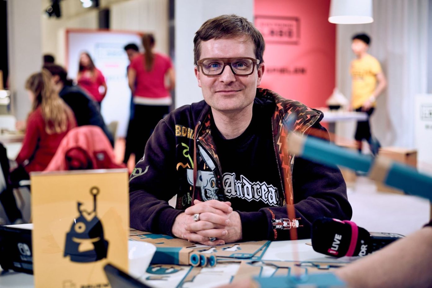 Nintendo Defence Force (feat. Andreas Garbe) | The Pod